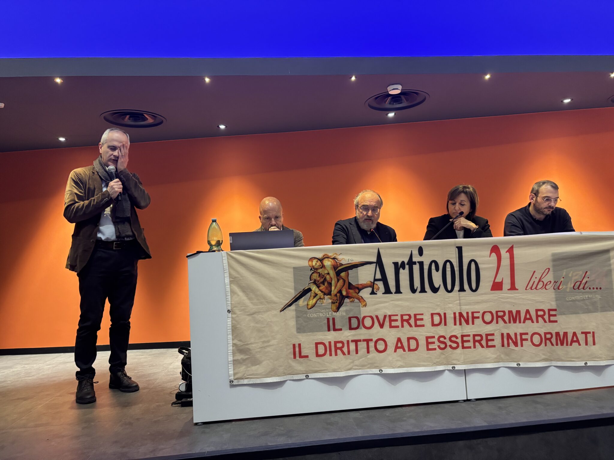 Assemblea di Articolo 21: uniti per la Costituzione e la libertà di ...