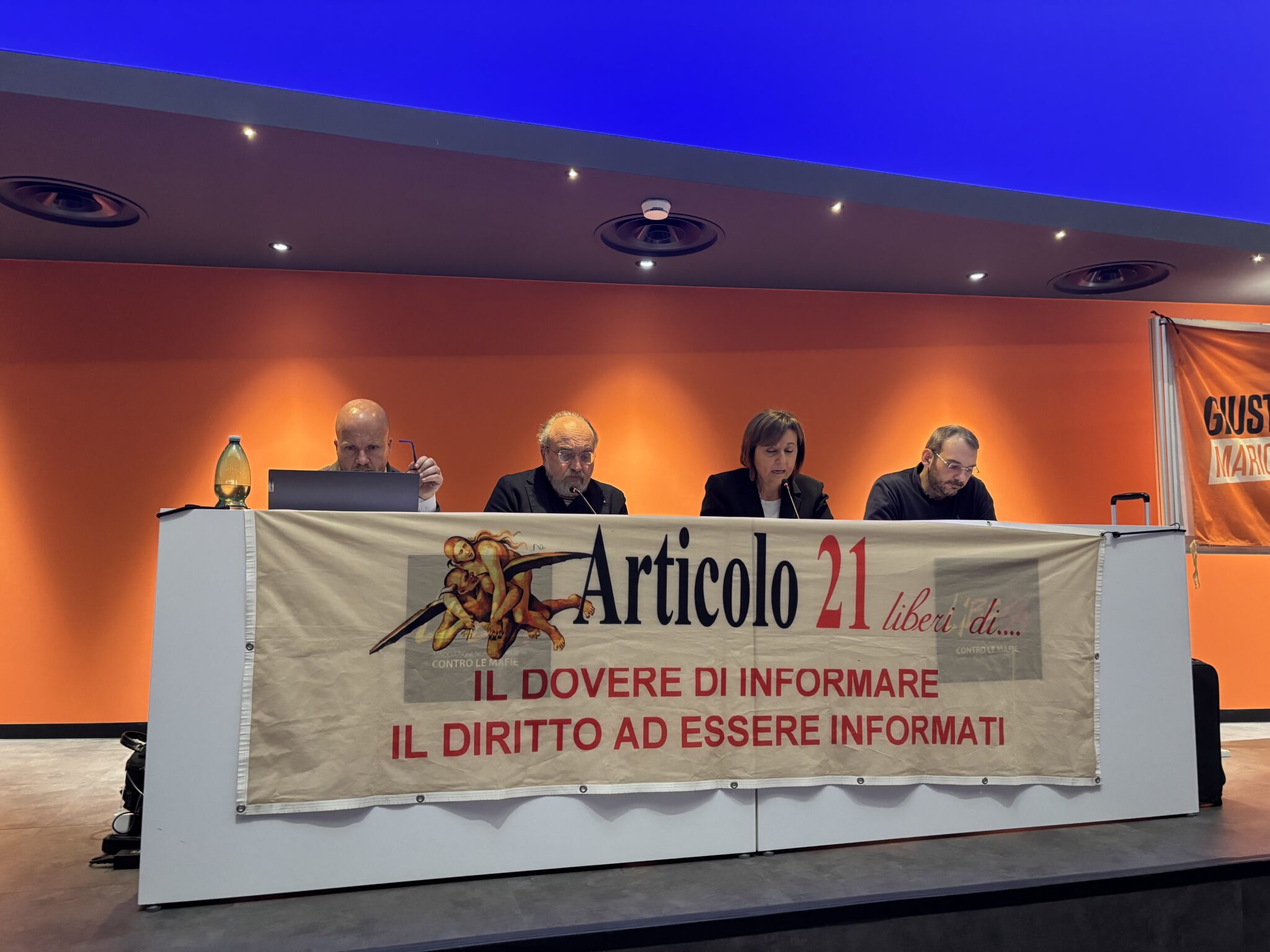 Assemblea di Articolo 21: uniti per la Costituzione e la libertà di ...