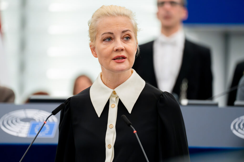 Julija Navalnaya a Ventotene per le giornate di libertà e democrazia ...